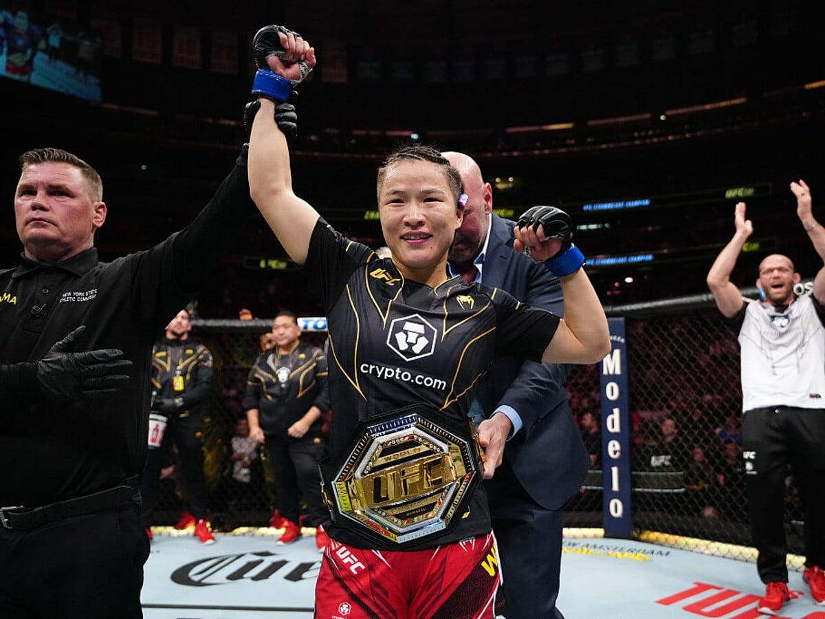 VÍDEO: Weili Zhang surpreende ao erguer uma lenda da NBA - MMA al Día